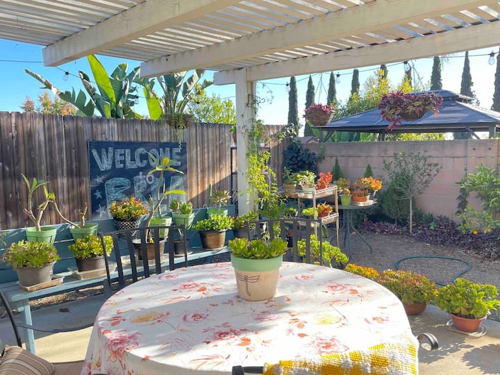 [Women/family Only] Homey Suite - 2 Bed & 1.5 Bath - Brea, CA