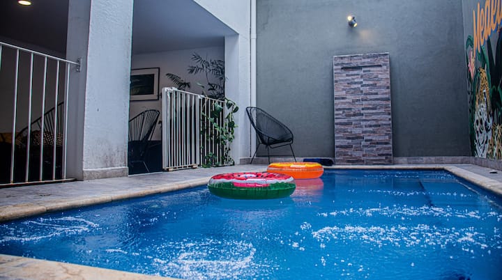 Casa Blanca - In Provence With 7 Rooms And Pool - Medellín