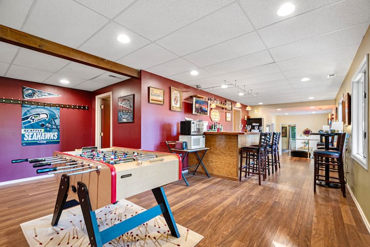 Secluded Serene 2br In Bellevue, Hottub+ev Charger - Bellevue, WA