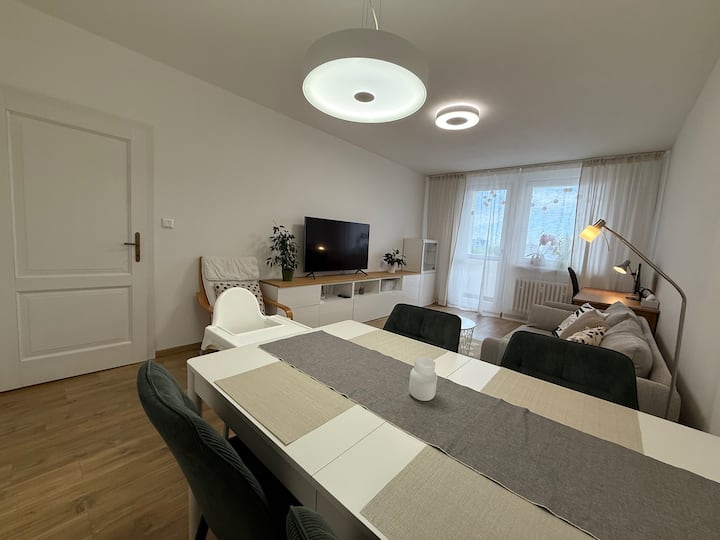 Large 3-room Apartment Baleris - Bratysława
