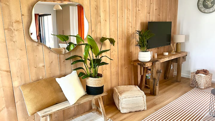 Chalet Zénaé -Week-end Romantique Avec Spa & Sauna - Cantal