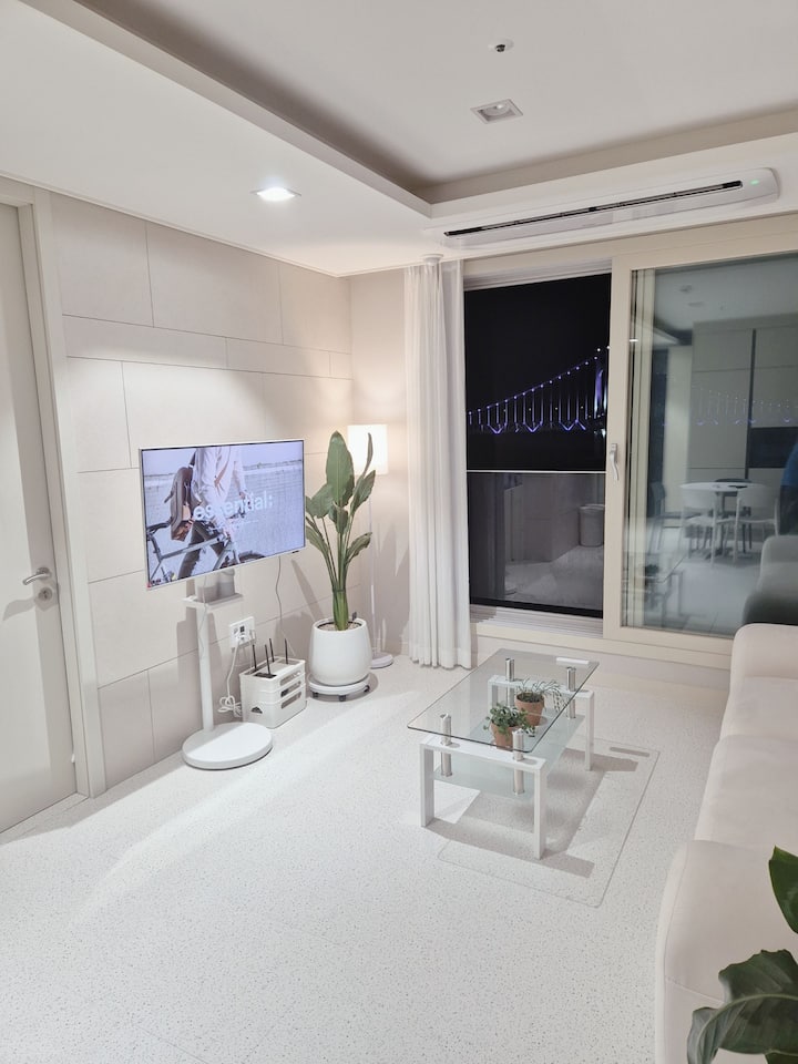 (상위10%숙소)(완벽한전면 오션뷰)(합법숙소)(미스터멘션)(삼성스탠바이미)오로지하우스 - Nam-gu