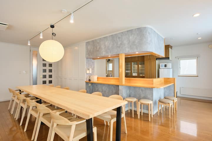 Zoo & Furano Great Access House, Projector, P3 - Asahikawa