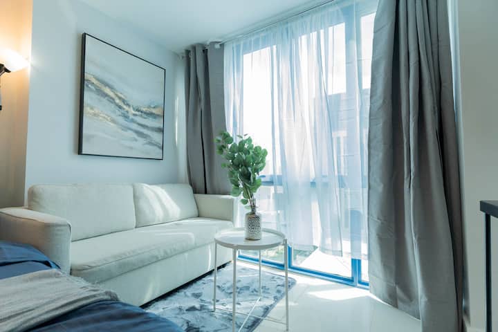 Stylish Studio In It Park W/ Fast Wi-fi, Pool, Gym - Cebu City