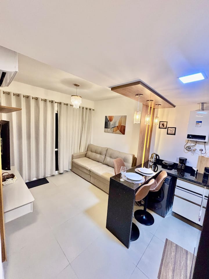 Apt Confortável Com Sacada E Garagem Cidade Baixa - Porto Alegre