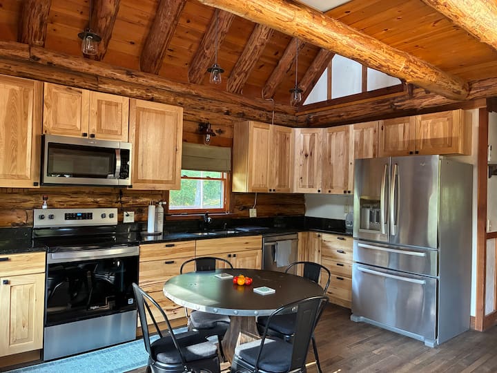 Log Cabin In Waynesville, Oh - Waynesville, OH