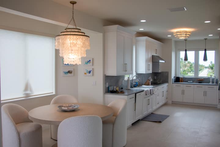 Golden Hour Getaway - Sanibel, FL