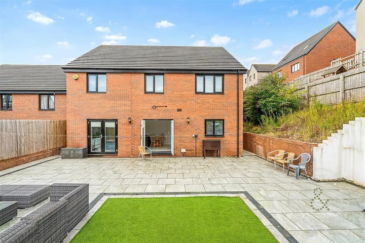 Luxury 6br Cardiff Stay, Family Friendly,4 Parking - Cardiff