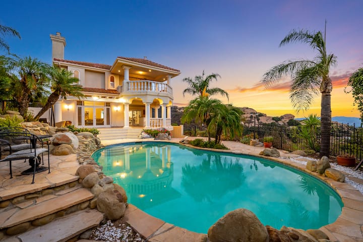 Mountain View Luxury Estate With Pool – West Hills - Simi Valley, CA