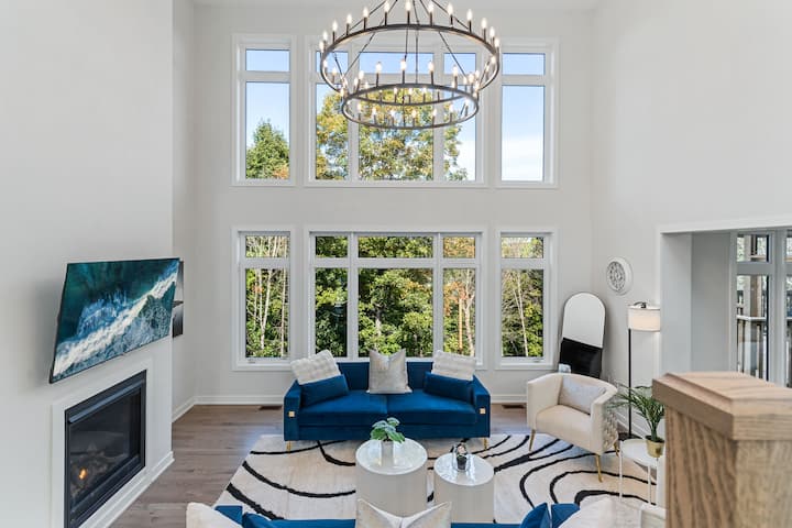 Northern Light Retreat|hottub|sauna|gamesroom - Ontario 60