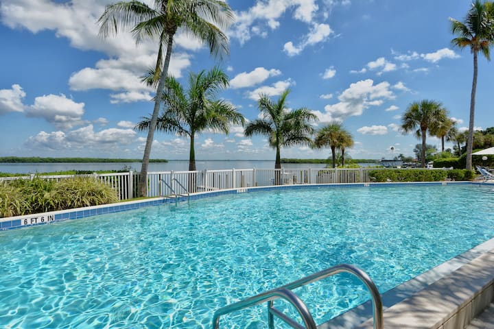 Hvc #203 - Spa/pool - Private Paradise On Lbk ! - Longboat Key, FL