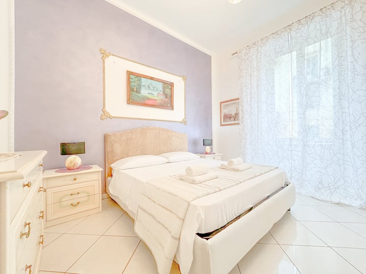 Luminosa Suite - Centro Città - Wifi - Savona