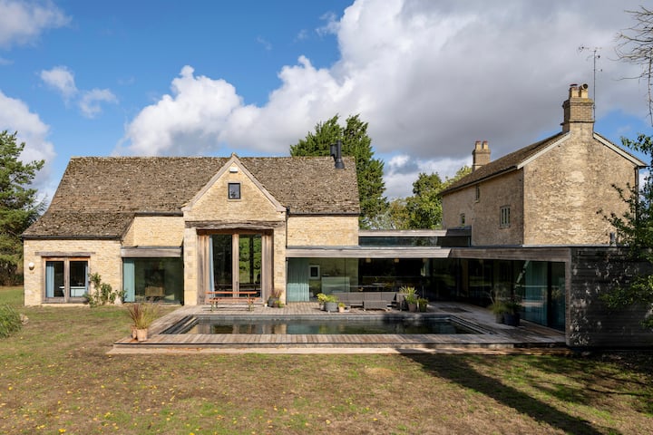 Architect-designed Cotswold Escape - Oxfordshire