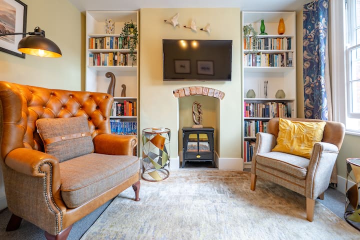 Charming 2 Bed Townhouse Short Walk To The River - Shrewsbury