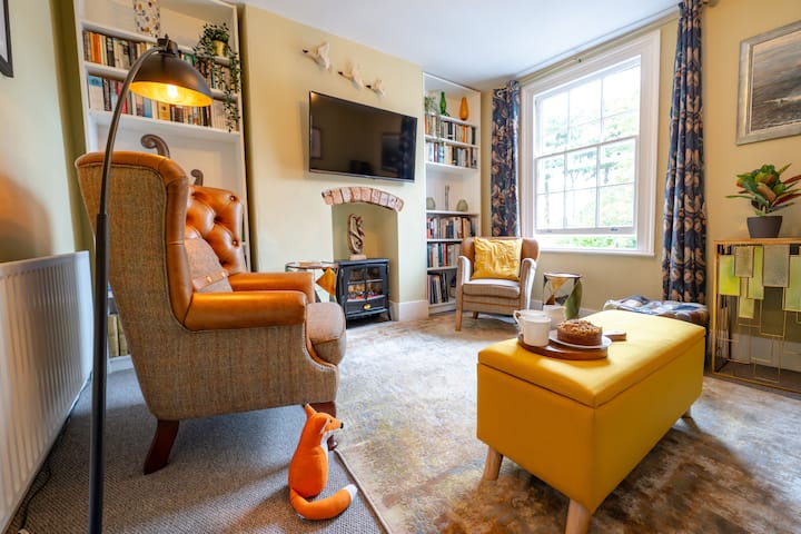 Charming 2 Bed Townhouse Short Walk To The River - Shrewsbury