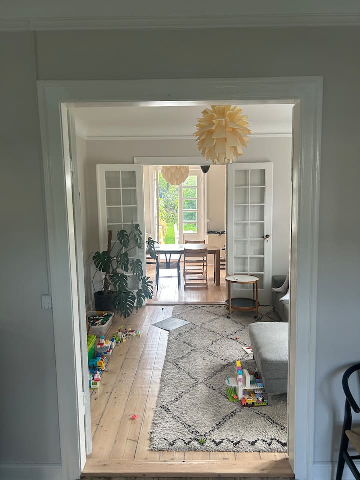 Exclusive Frederiksberg Villa W/ Garden - Copenhagen