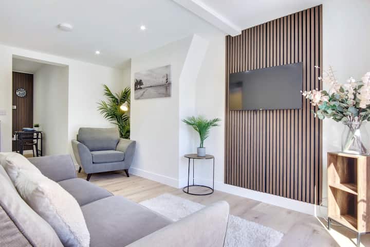 Ground Floor Haven • Garden & Private Entrance - Bournemouth