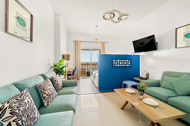 First Class | Studio | Panoramic Sea Views - Ras Al-Khaimah