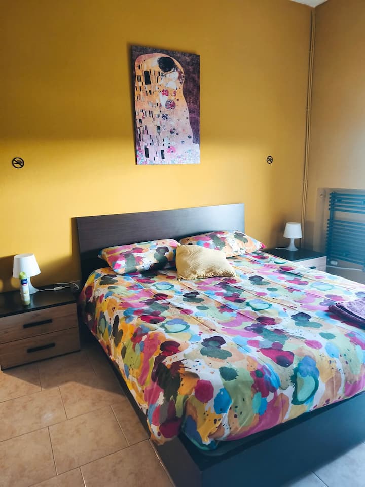 Dimora Accorsi: Luminoso Trilocale Zona Fiera - Ferrara