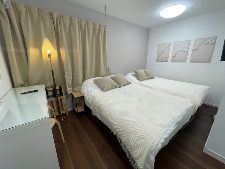 Asakusa | Modern Comfort Near Shopping Streets - Tokyo