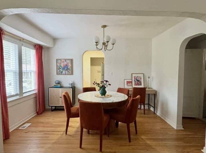 2br Bungalow | Ku Med + St. Luke’s | Garage + Yard - 