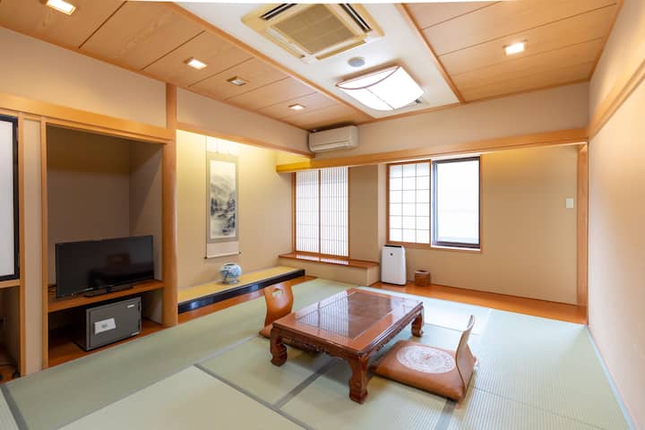 【River Side/japanese-style】natural Onsen/4ppl - Takayama