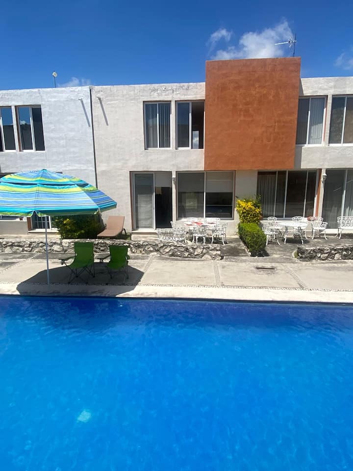 Casa De Descanso Con Alberca Y áReas Verdes - Xochitepec