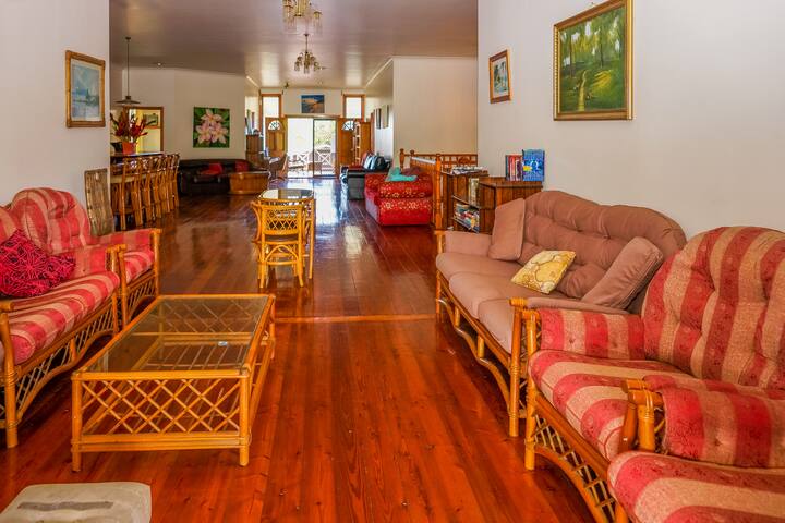 Charming Colonial Bed Room · Grnd Floor - Apia