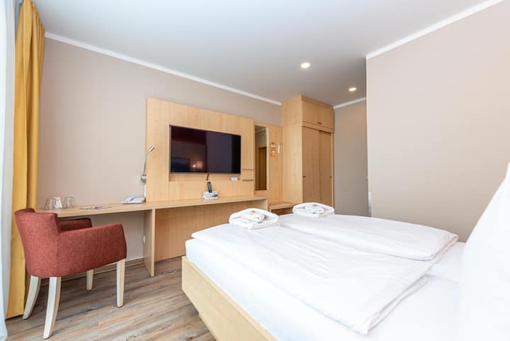 Hotel An Der Stadthalle Rostock | Hbf-nähe - Rostock