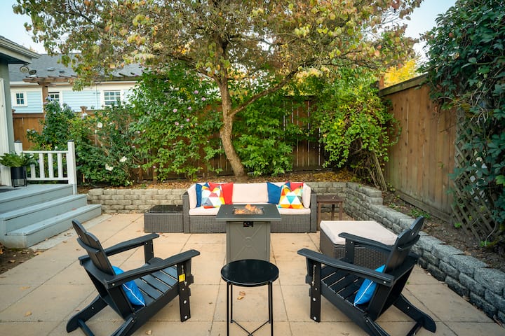 Walk 2 Lake! ~ Home Gym ~ A/c ~ Kid & Dog Friendly - Seattle, WA