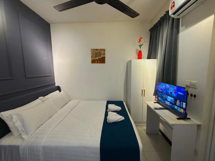 Cozy Hideaway @ Neu Suites | Gleneagles | Klcc Lrt - Kuala Lumpur