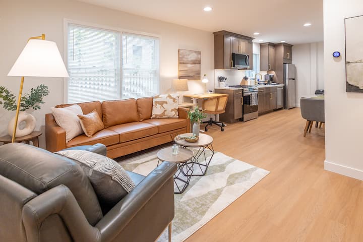 Bloomfield 1br/1ba, Parking, Pets, In-unit Laundry - Montclair, NJ