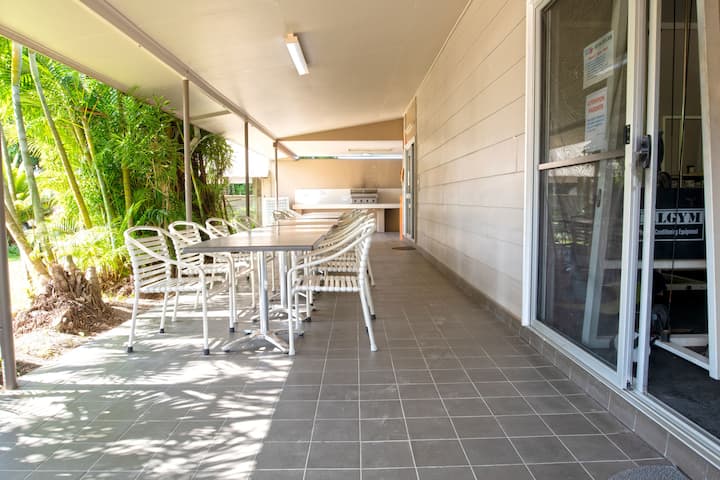 1 Bedroom Cabin - Mission Beach