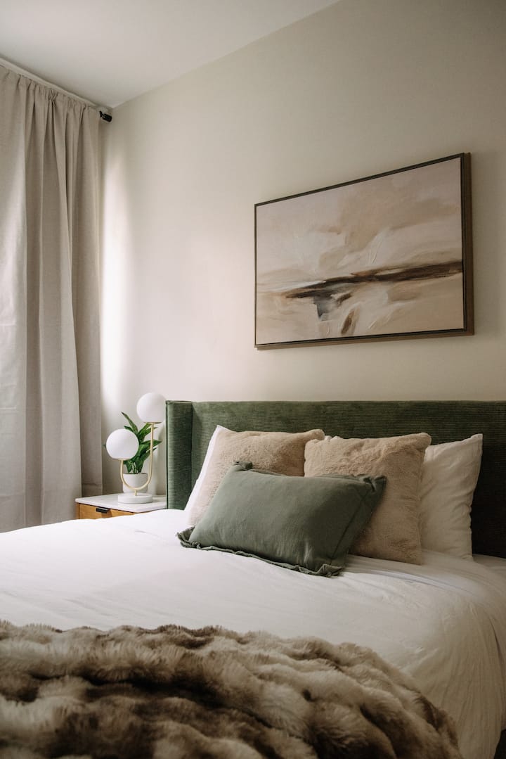 New! Chic 3br Near Nyc | No Stairs + Backyard - Union City, NJ