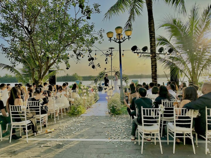 Calm Waterfront Spot |Free Cleaning | Relax & Work - Vietnam