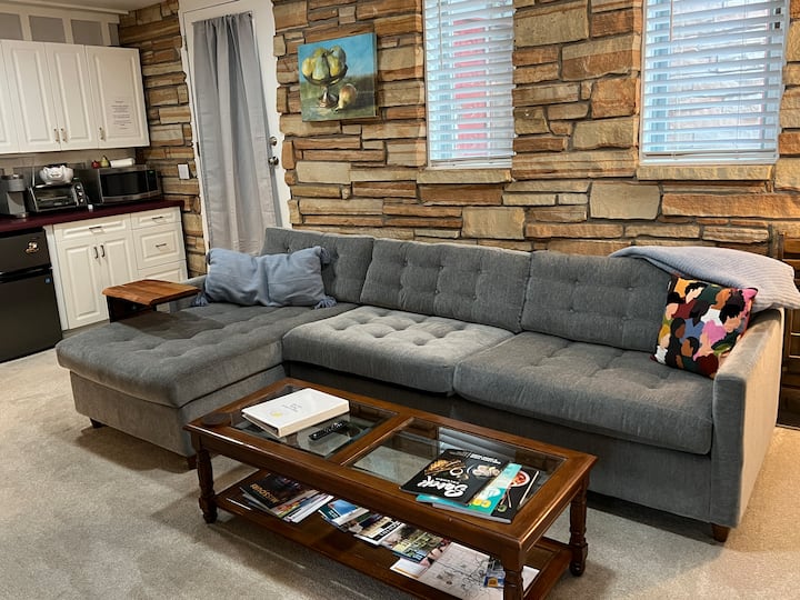 Trailside Retreat - King & Queen Beds - Columbia, MO
