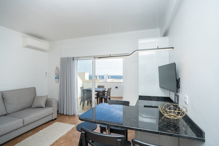 T1   Frente Ao Mar E Com Vista Incrivel Da Varanda - Armação de Pêra