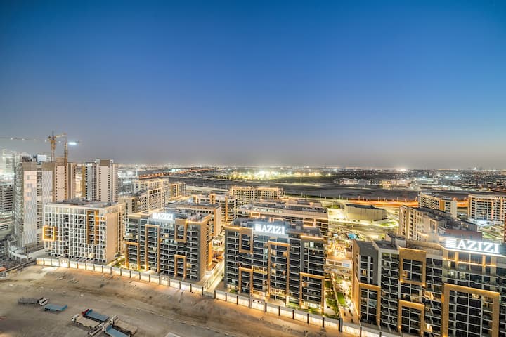 Clean 2br Home With Extra Single Bed - Dubai