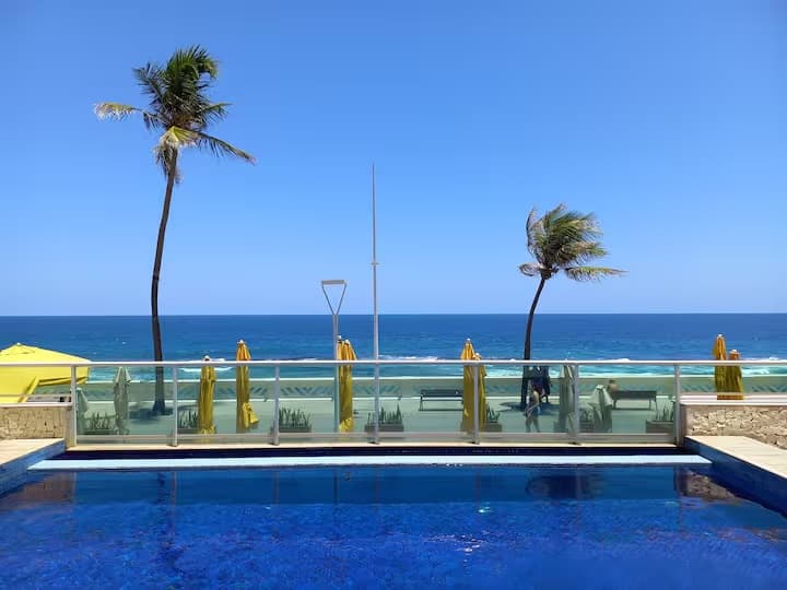 Lindo Studio Ao Lado Do Farol Da Barra - Barra