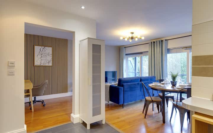 Stylish Riverside Apartment With Free Parking - Cambridge