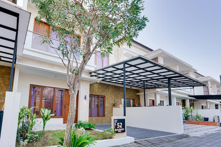 Comfy 2br Villa Taman Seminyak 52 In Central City - Seminyak