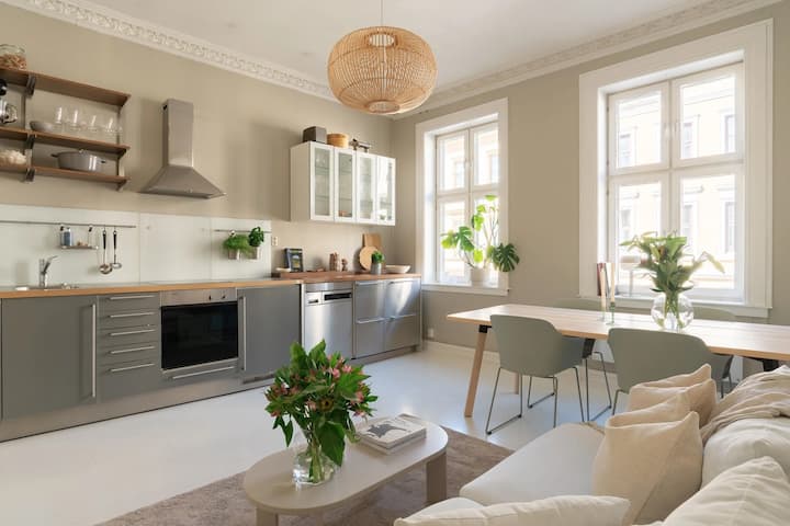 Central & Charming 1br Grünerløkka Apt W/balcony - Oslo