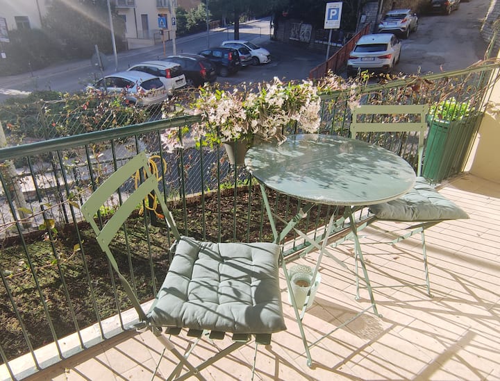 Cozy Garden Apartment Near City Escalators - Perugia