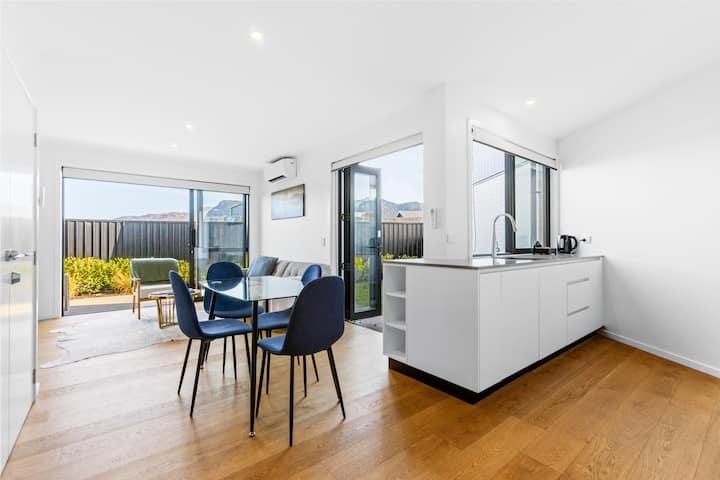 Modern Townhouse, Alpine Views, Close To Wanaka - Wanaka