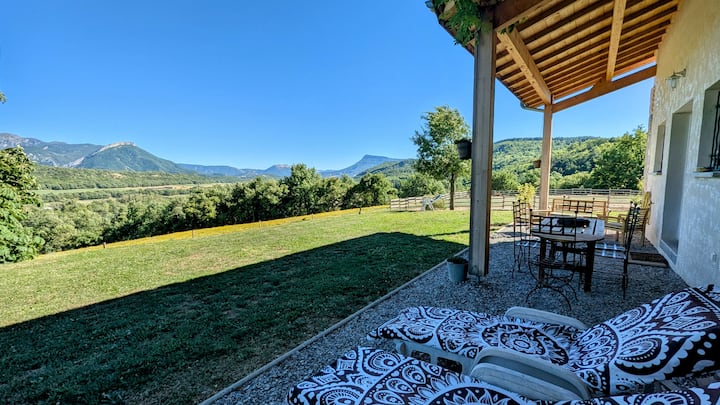 Mélodie De La Ferme Du Bonheur & La Petite Grange - Serres