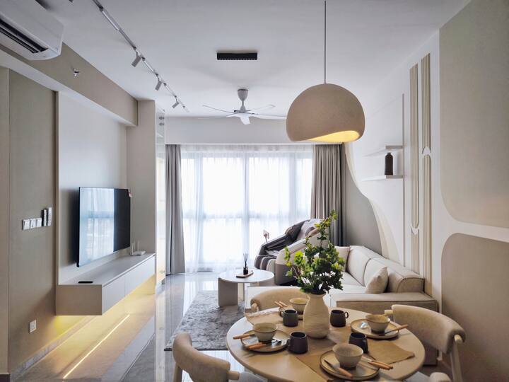 Agile Suite: Stylish Stay With Panoramic Views - Kuala Lumpur