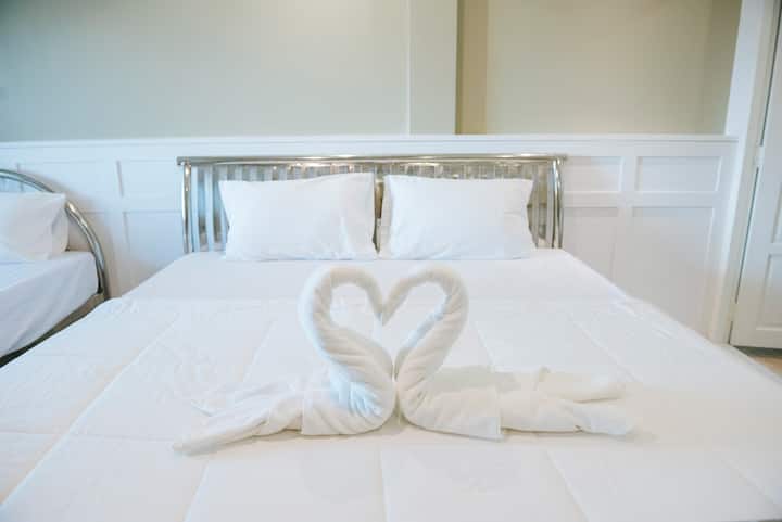 Amphawa Horse Farm Rooms And Activities 03 - Mueang Samut Songkhram District