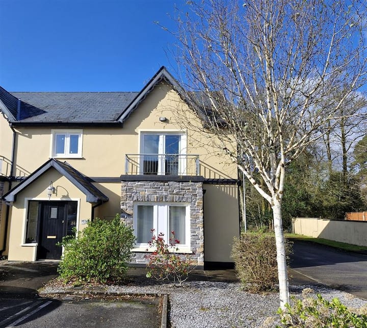 Cosy 2 Bed Apt Short Term Let 3-4 Months - Kenmare