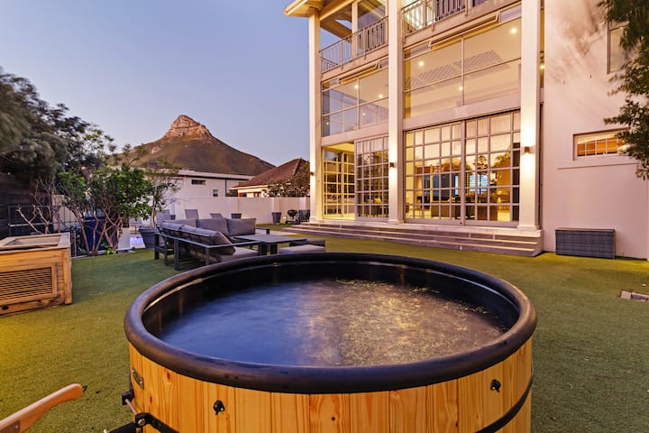 Luxury Villa Retreat | Hot Tub & Ice Bath | Gym - Camps Bay