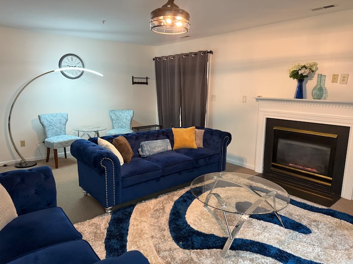 Private Suite • 10 Mins To Bwi, Fort Meade & Mall - Baltimore/Washington Airport (BWI)